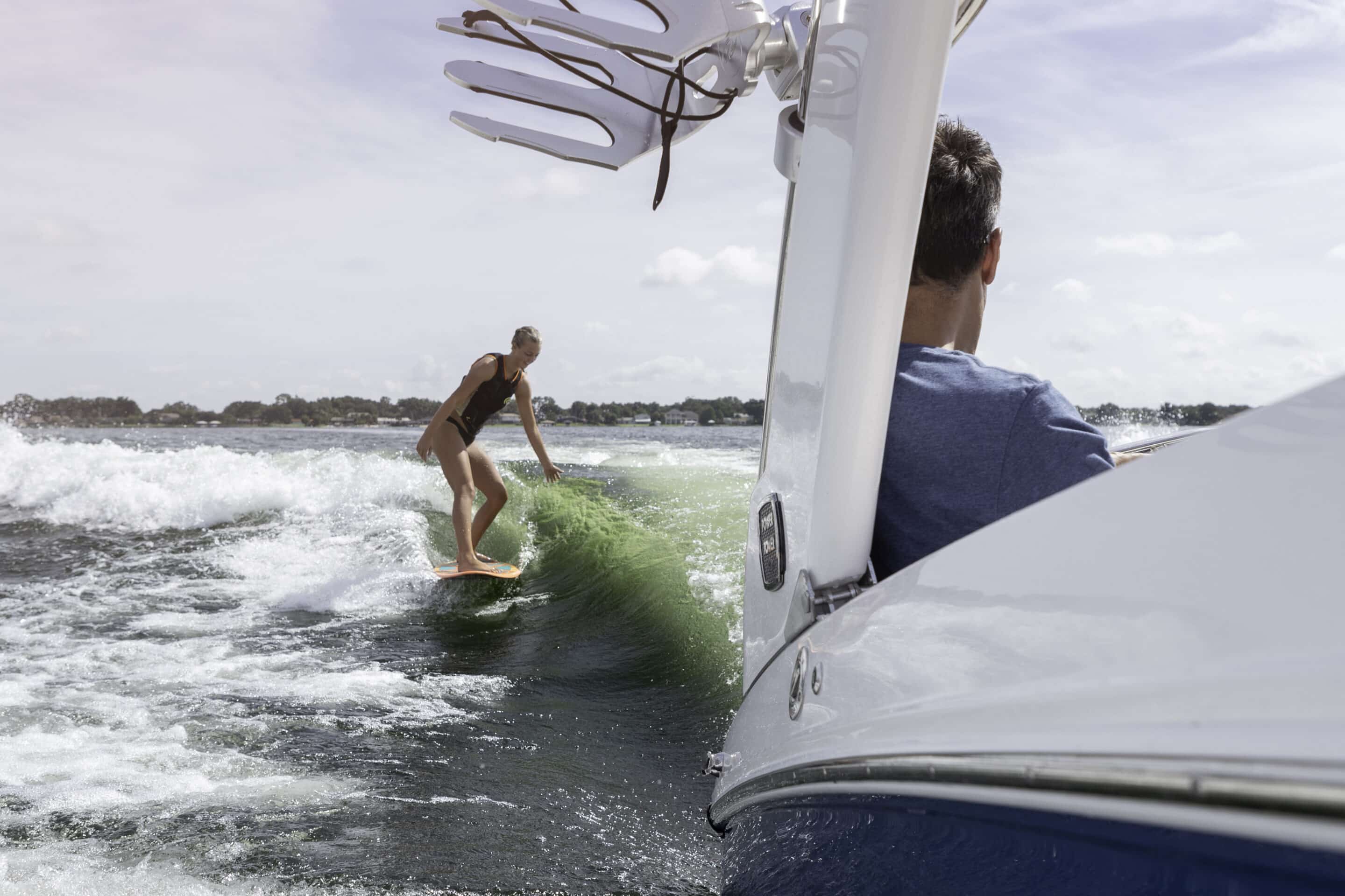 REGAL LS6 SURF — Short Marine