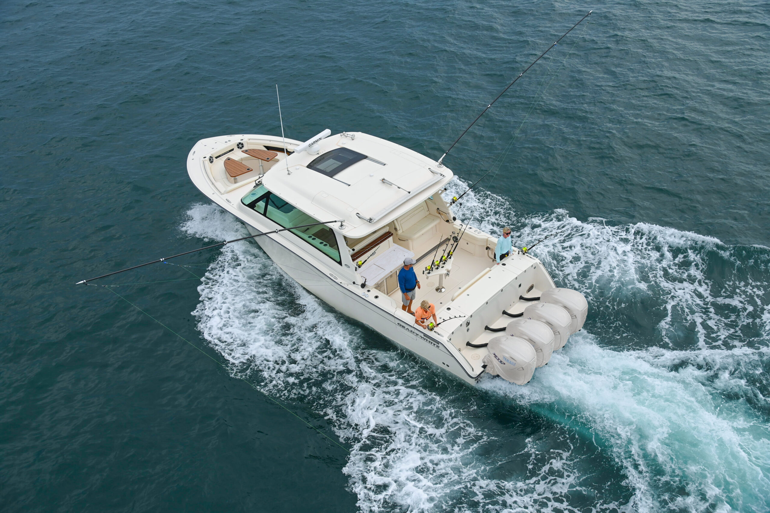 GRADY-WHITE FREEDOM 415 — Short Marine