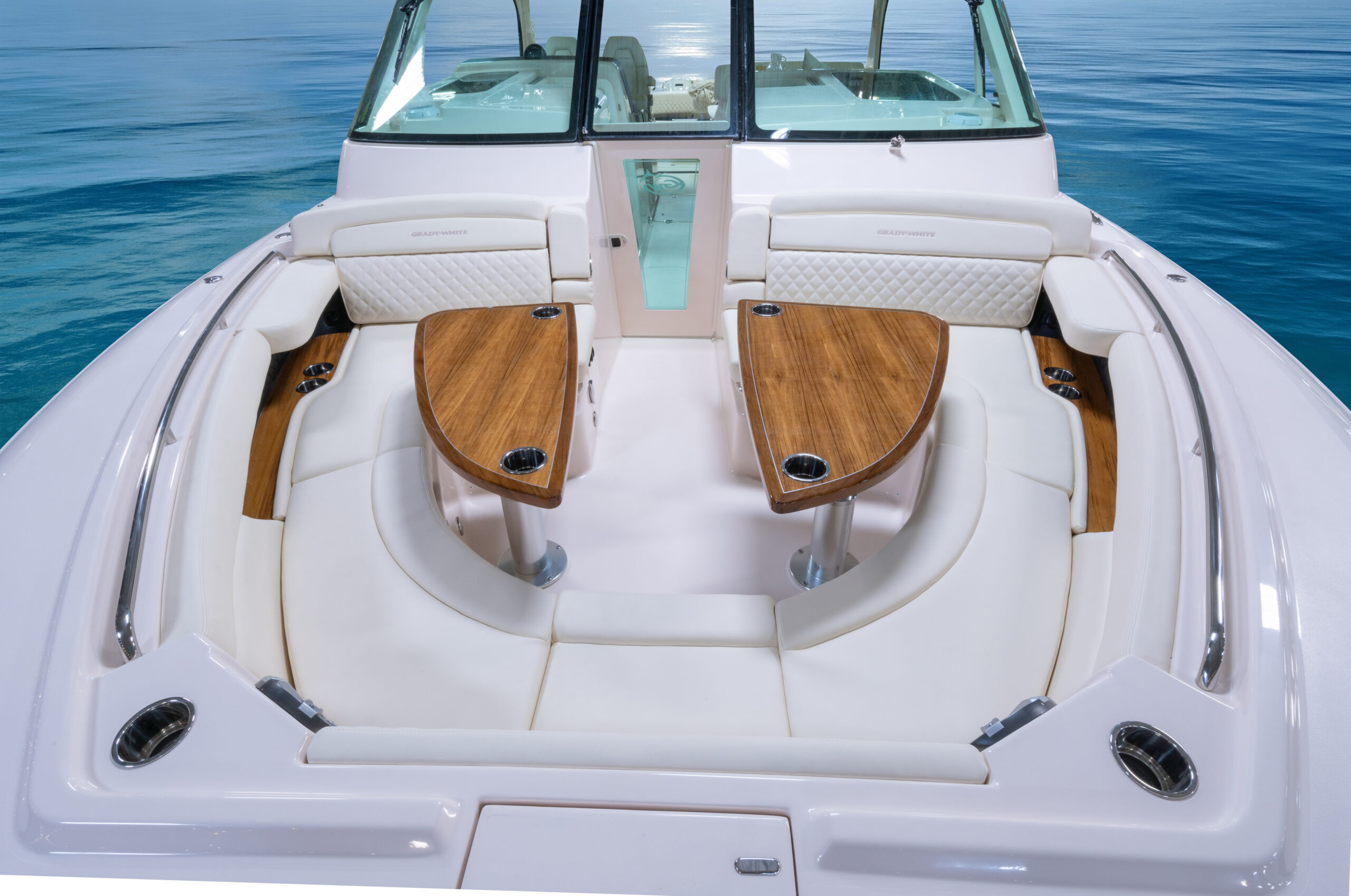 GRADY-WHITE FREEDOM 415 — Short Marine